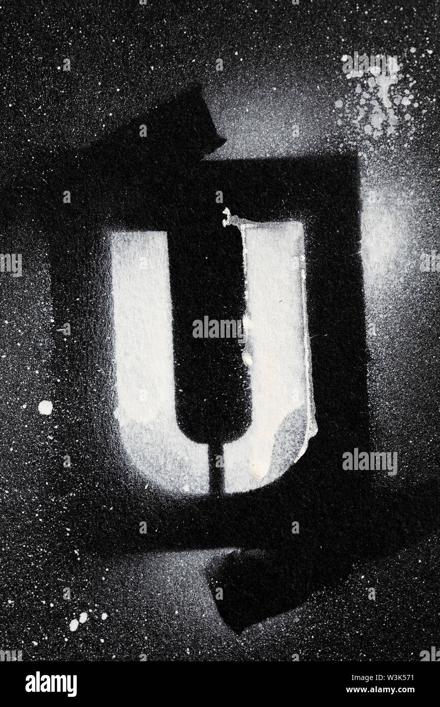 Letter U grunge spray paninted stencil font Stock Photo - Alamy