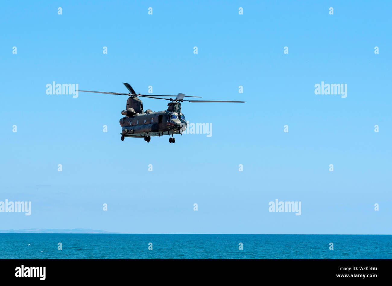 Heavy lift helicopter hi-res stock photography and images - Alamy