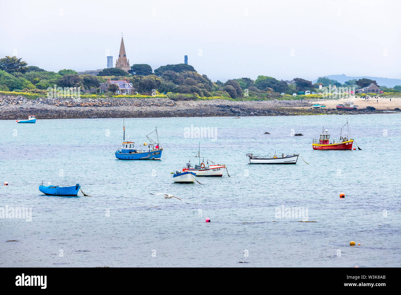 Guernsey fishing boats hi-res stock photography and images - Alamy