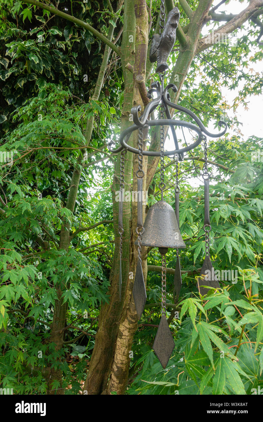 Wind chimes garden hi-res stock photography and images - Alamy