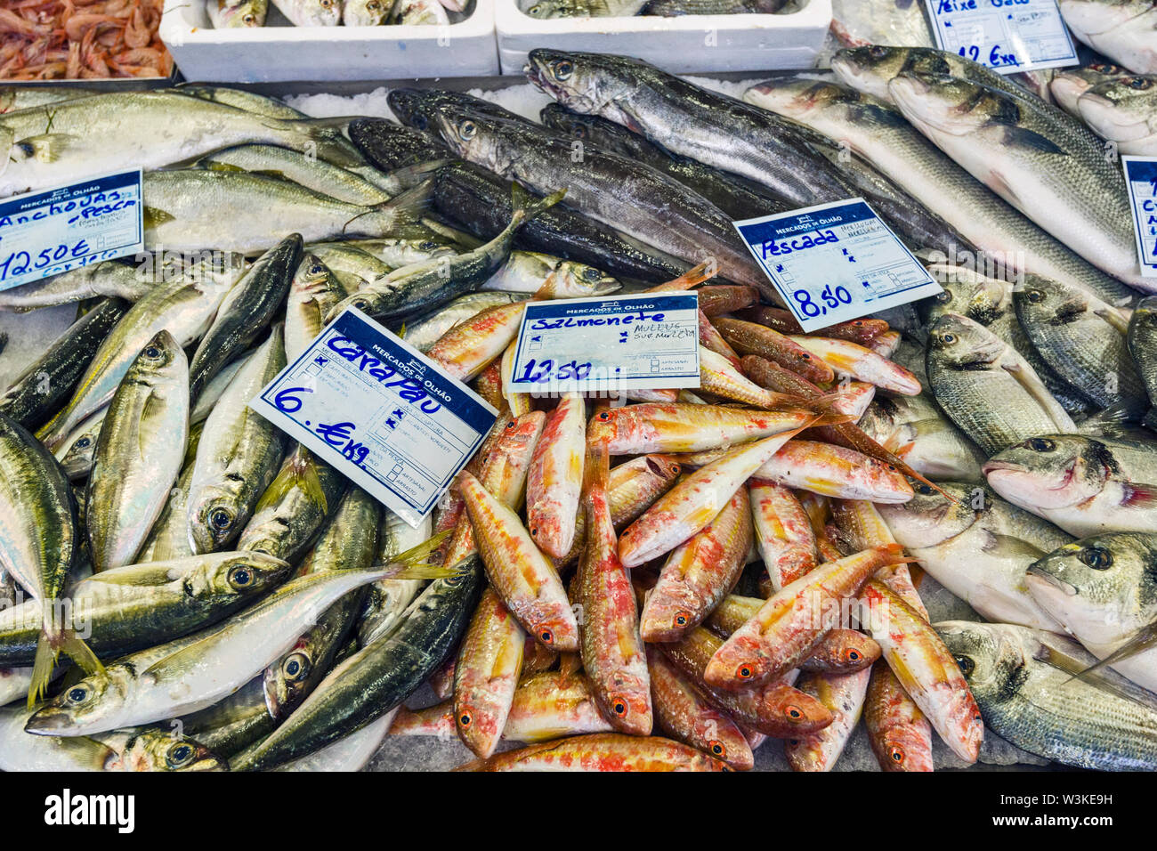 Biggest market in portugal hi-res stock photography and images - Alamy