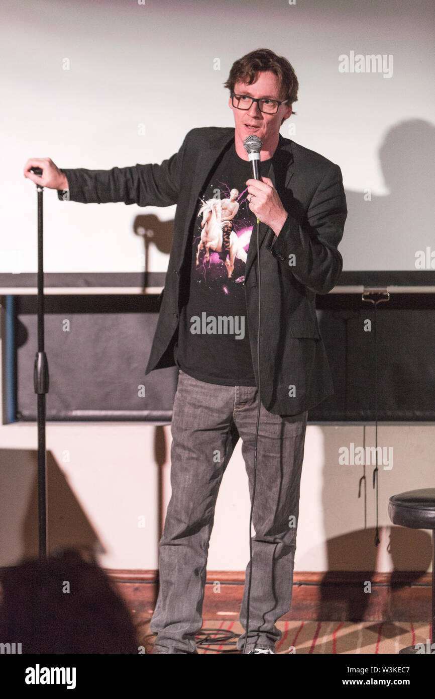 Ed byrne 2019 hi-res stock photography and images - Alamy