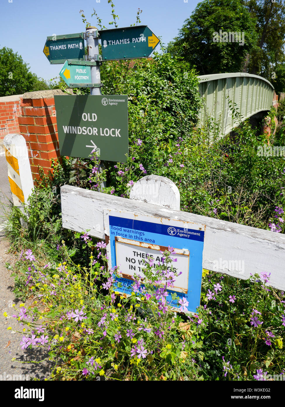 Old windsor hi-res stock photography and images - Alamy