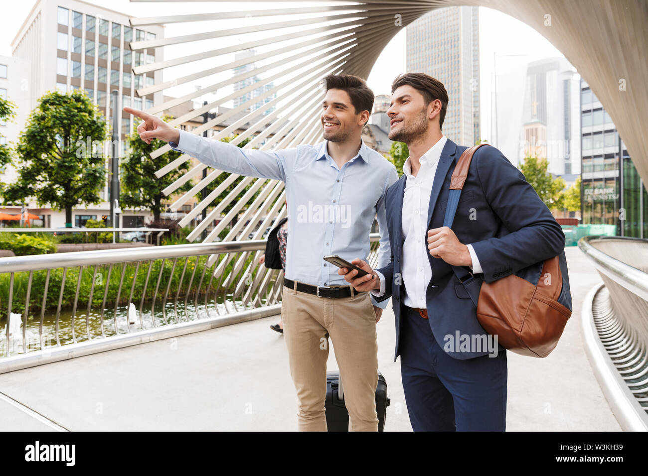 Two men carrying away hi-res stock photography and images - Alamy