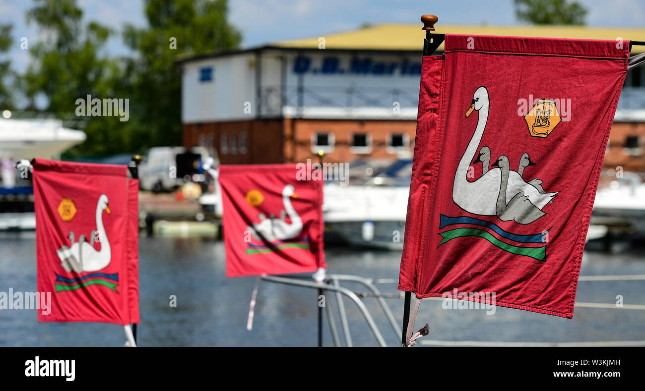Swan motif hi-res stock photography and images - Alamy