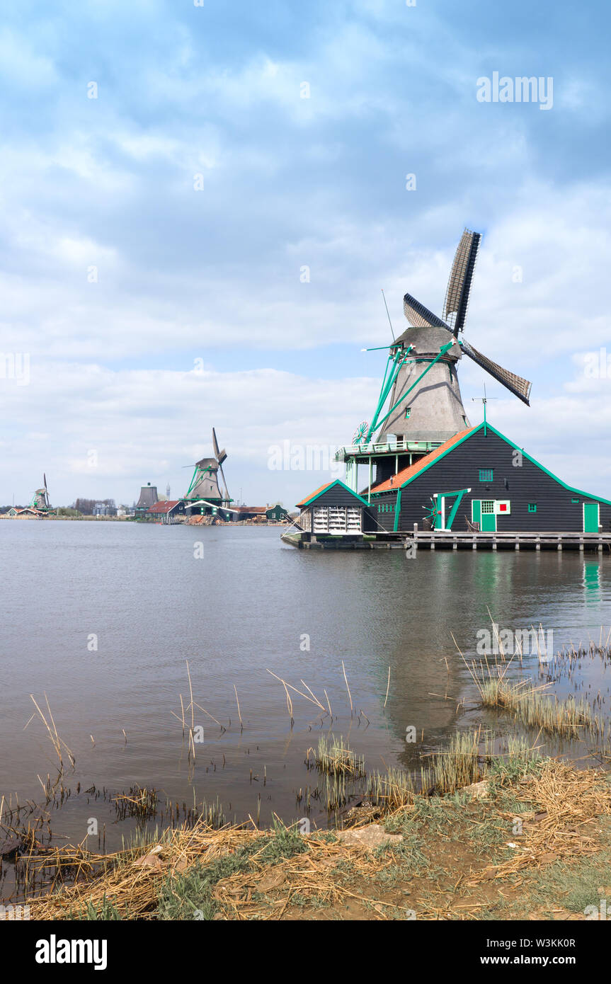 Windmill volendam hi-res stock photography and images - Alamy
