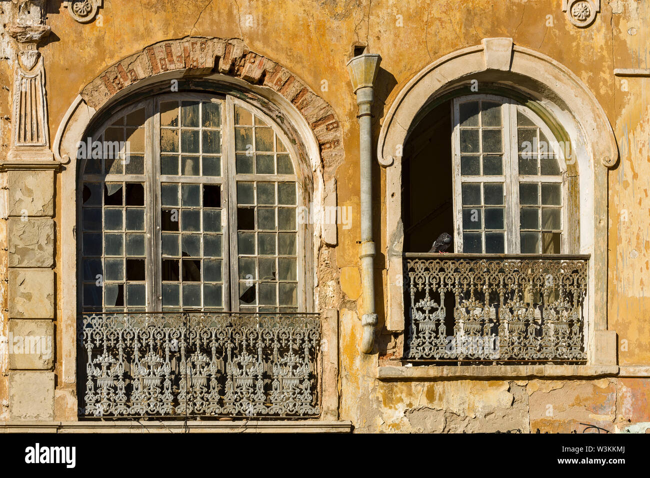 Waste on balcony hi-res stock photography and images - Alamy