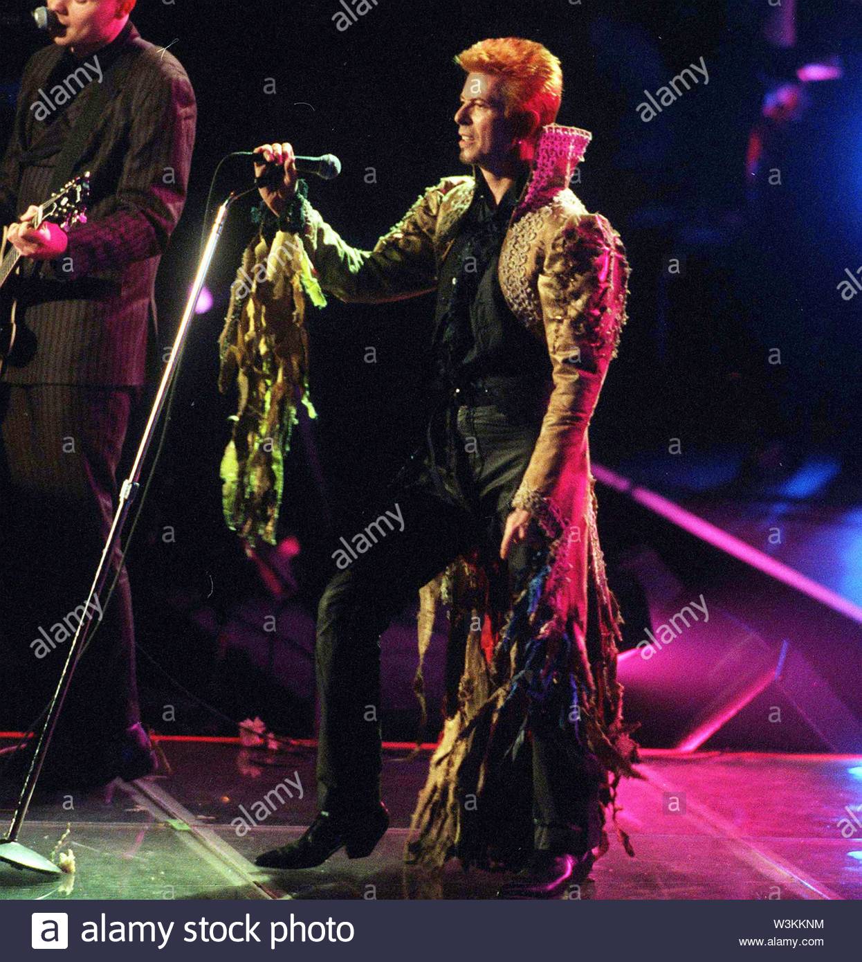1997 David Bowie High Resolution Stock Photography and Images - Alamy
