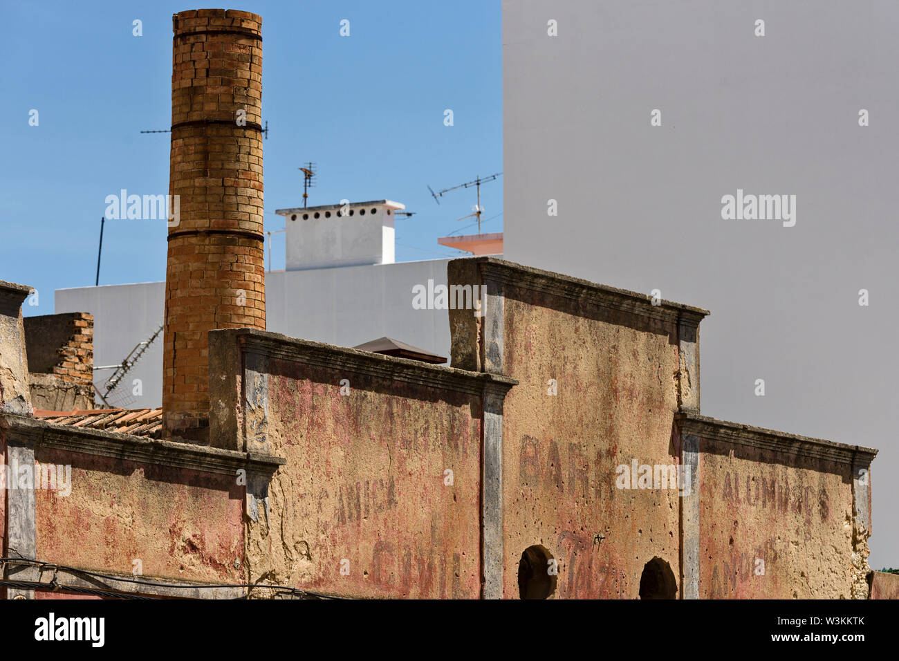 Fish canning factory hi-res stock photography and images - Alamy