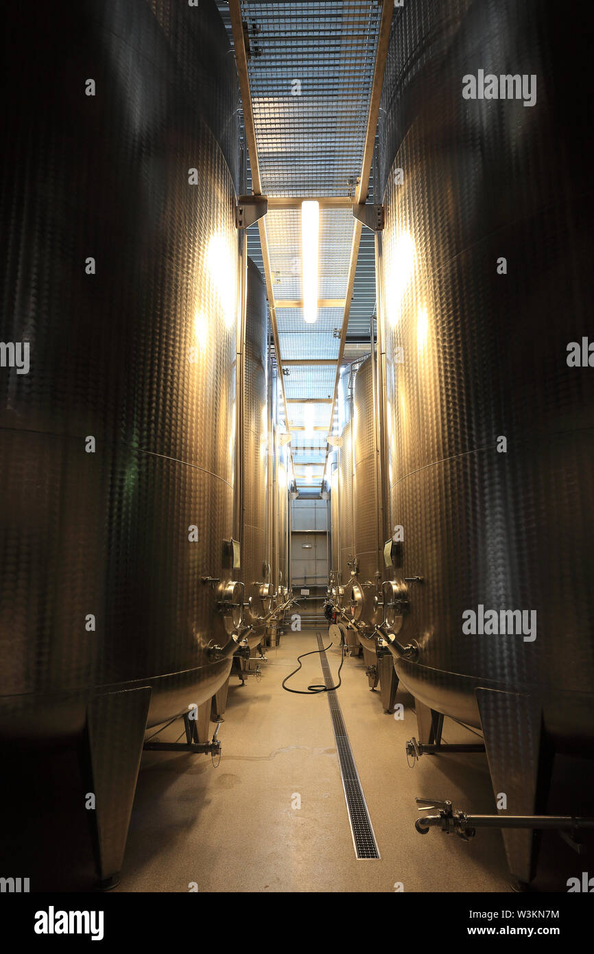 Stainless steel wine vat hi-res stock photography and images - Alamy