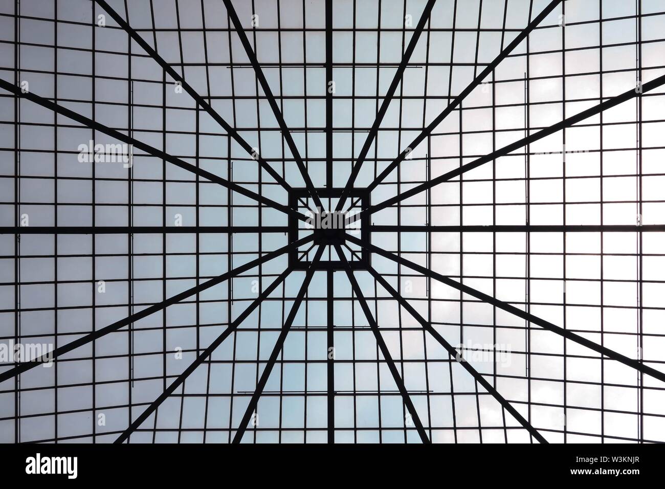 Geometric roof design Stock Photo - Alamy