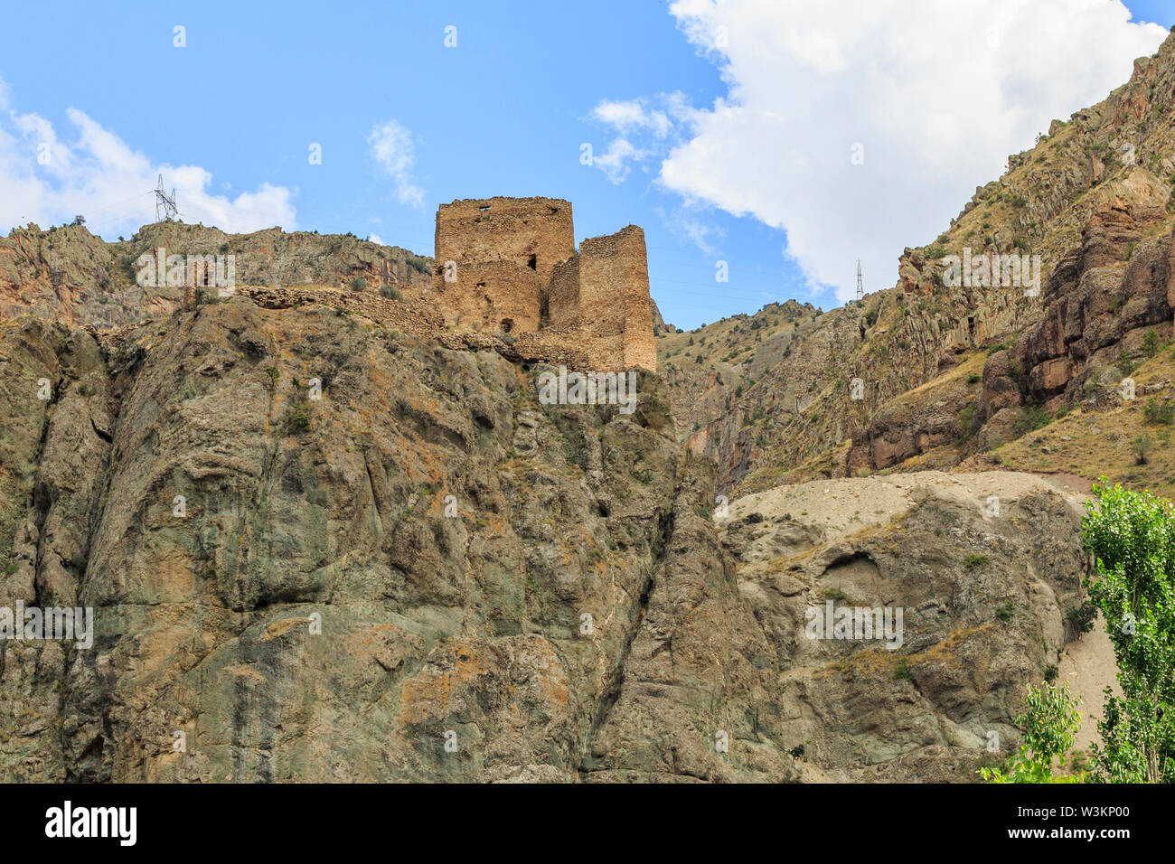 Enguzek kapi castle in high mountain in Uzundere, Erzurum, Turkey Stock ...