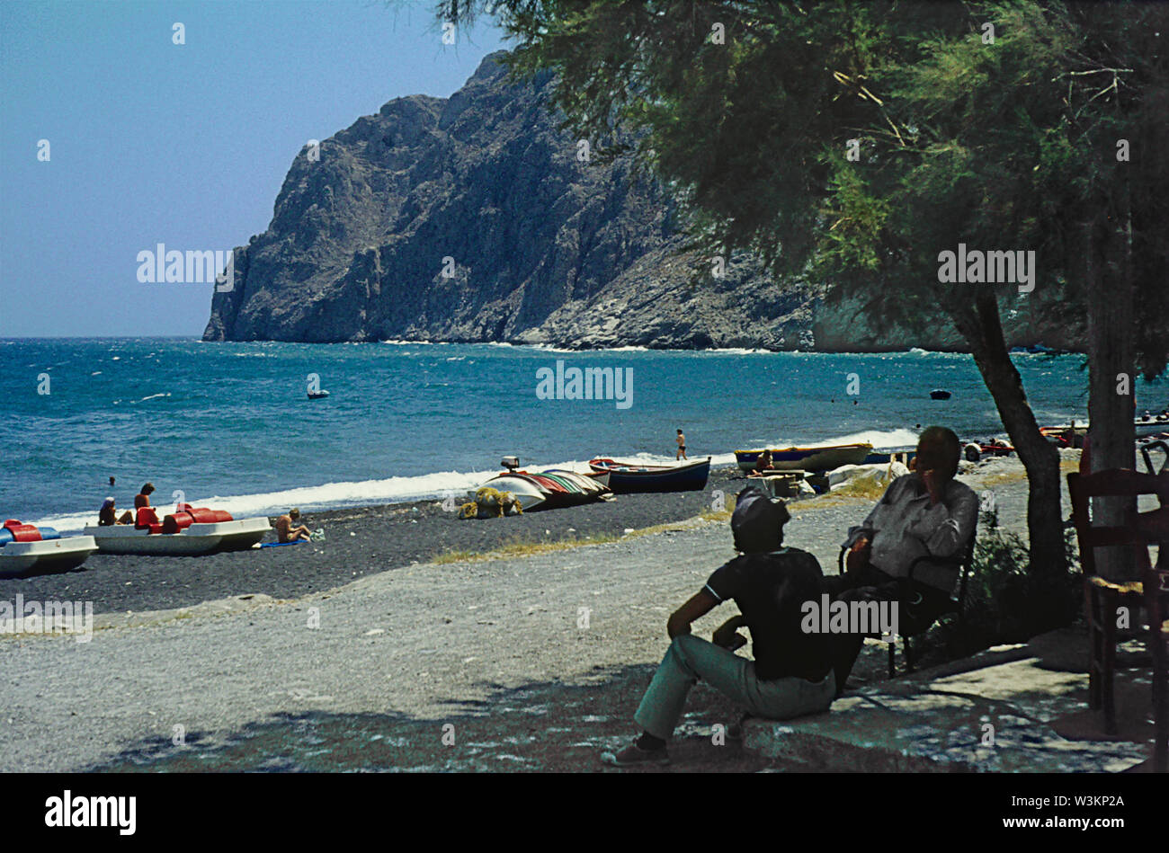 Kamari beach, with the cape of Ormos Vouno beyond, Santorini, South ...