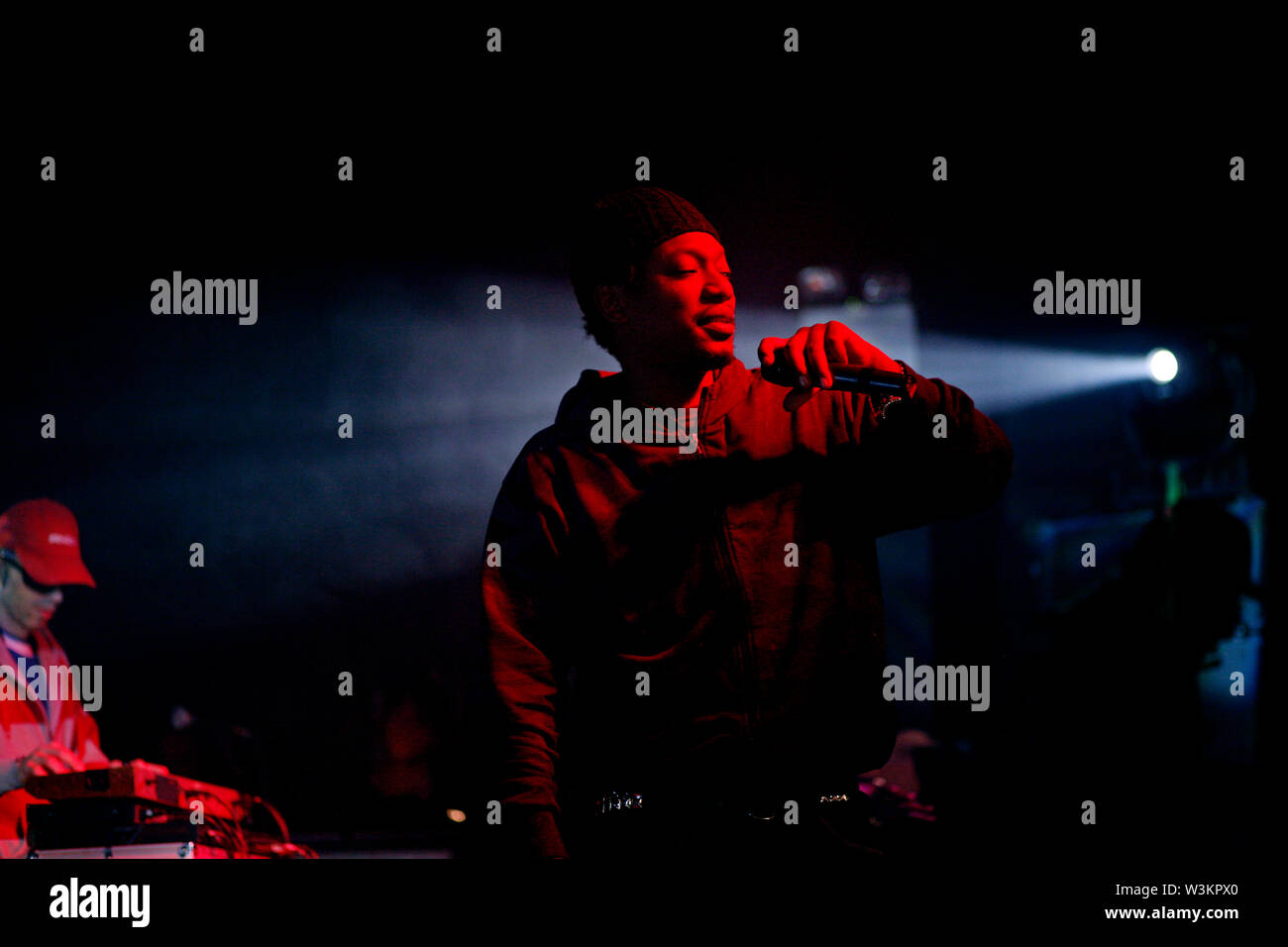 Black rapper on stage hi-res stock photography and images - Alamy