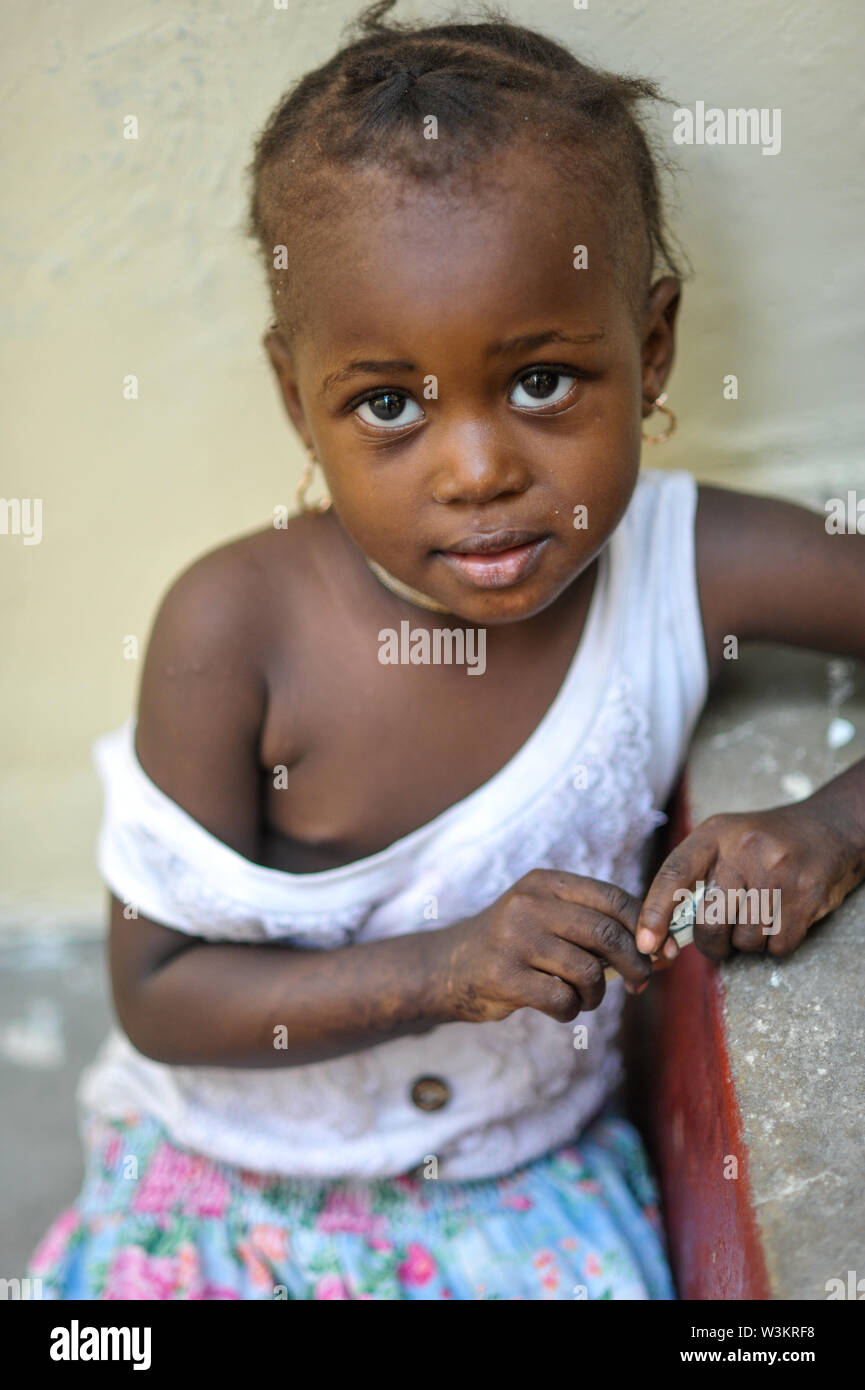 African beggars hi-res stock photography and images - Alamy