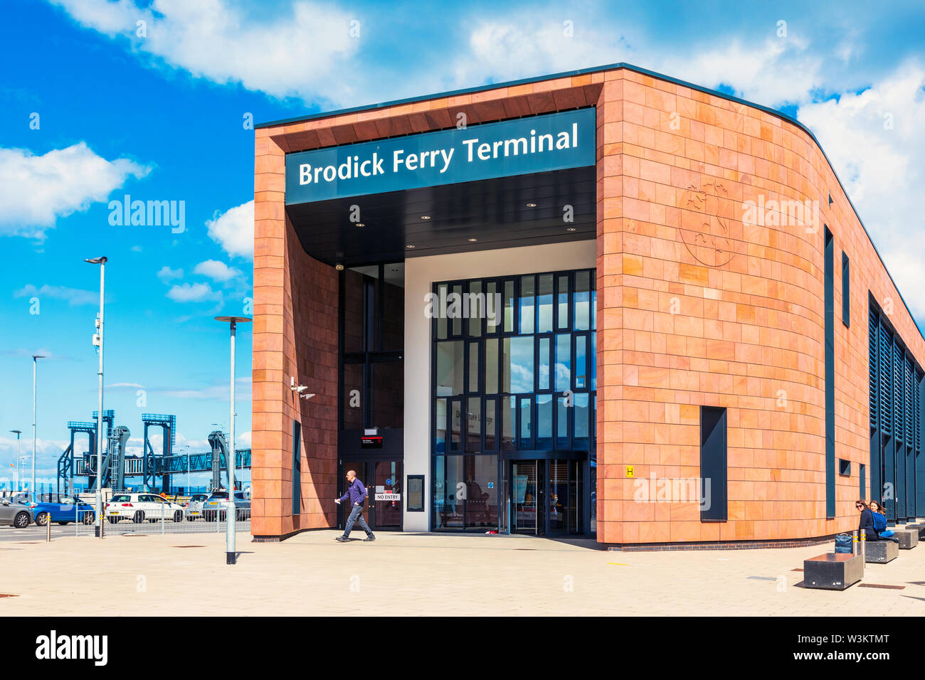 Calmac ferries brodick ferry terminal hi-res stock photography and ...