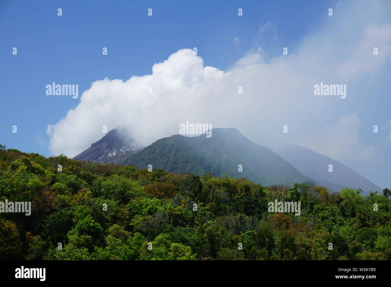 Smoking hills hi-res stock photography and images - Alamy