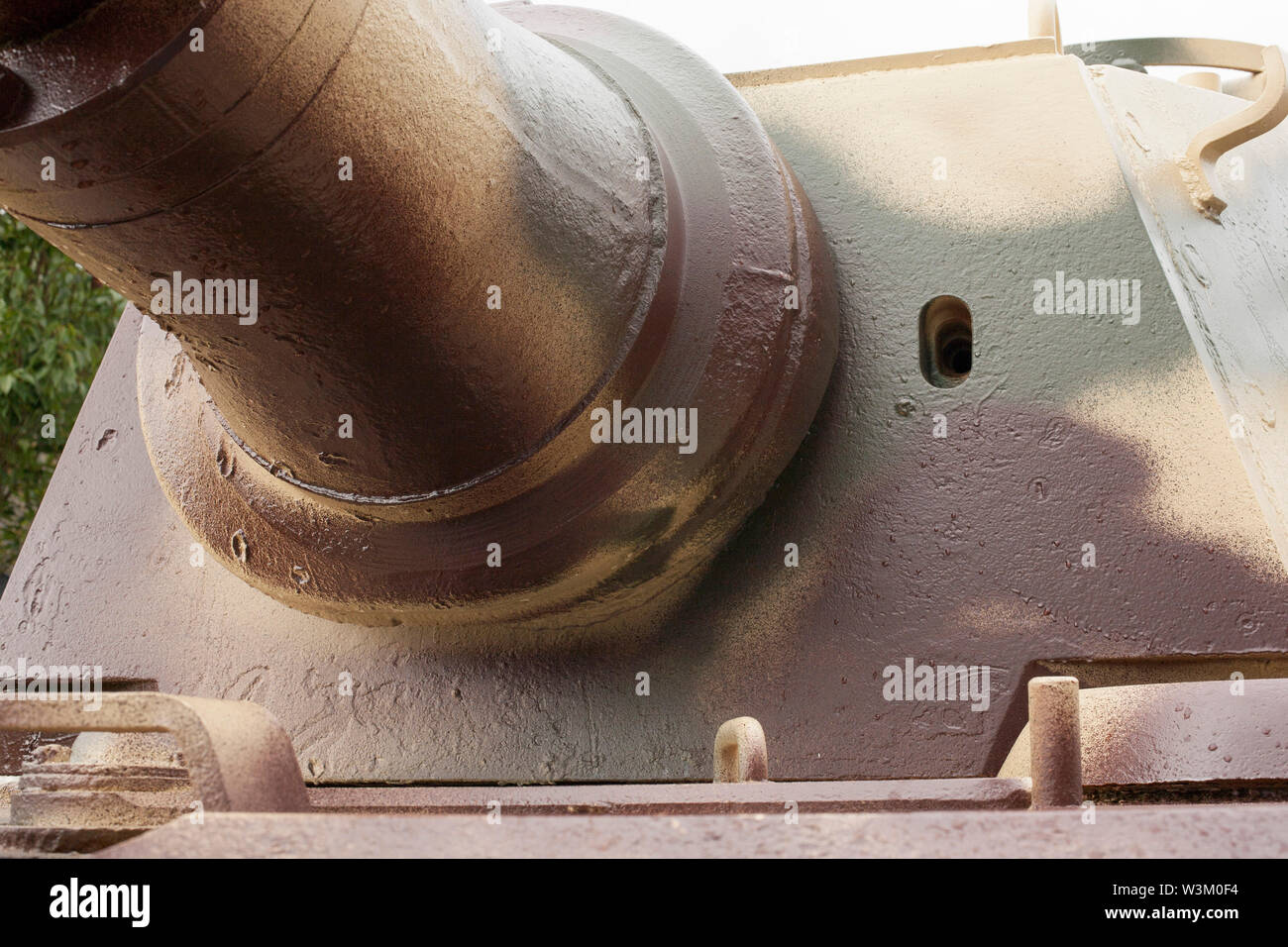 King tiger tank hi-res stock photography and images - Alamy