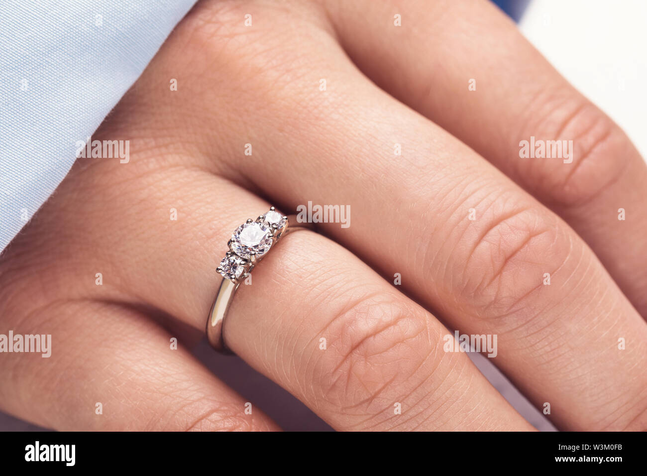 Three of diamonds hi-res stock photography and images - Alamy
