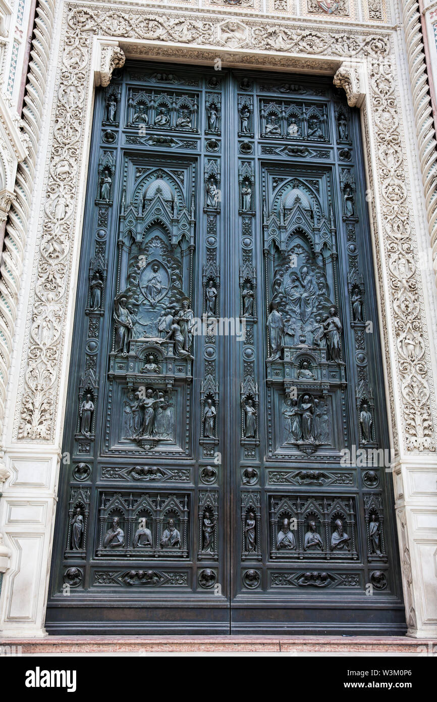 Brunelleschi door hi-res stock photography and images - Alamy