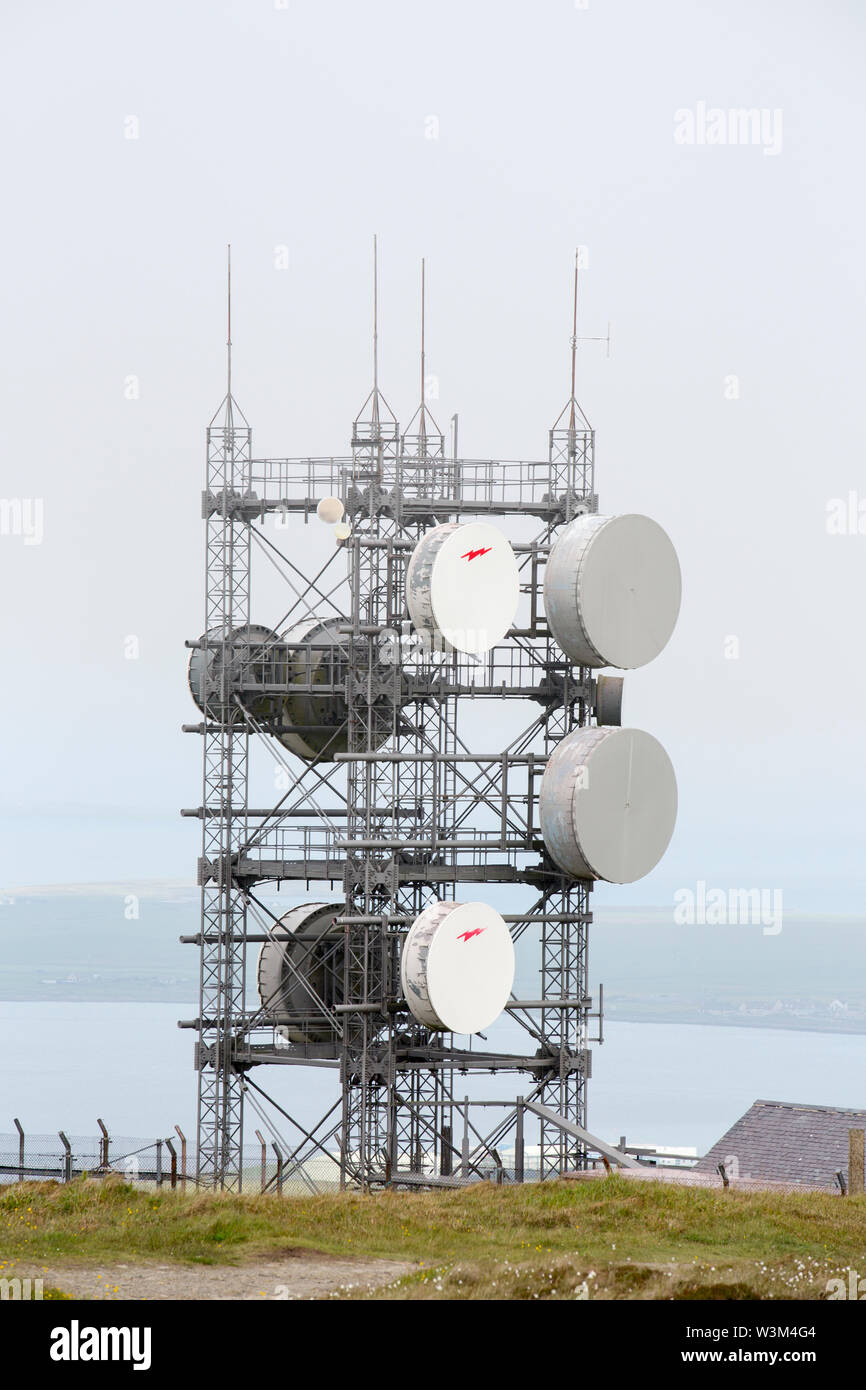 Telecommunications masts hi-res stock photography and images - Alamy