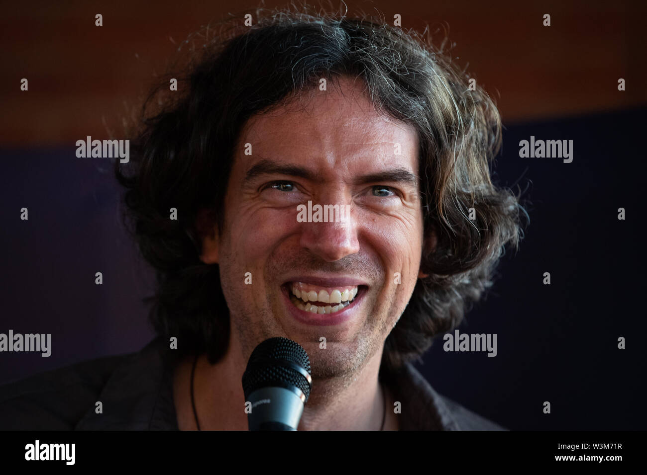 Gary lightbody hi-res stock photography and images - Alamy