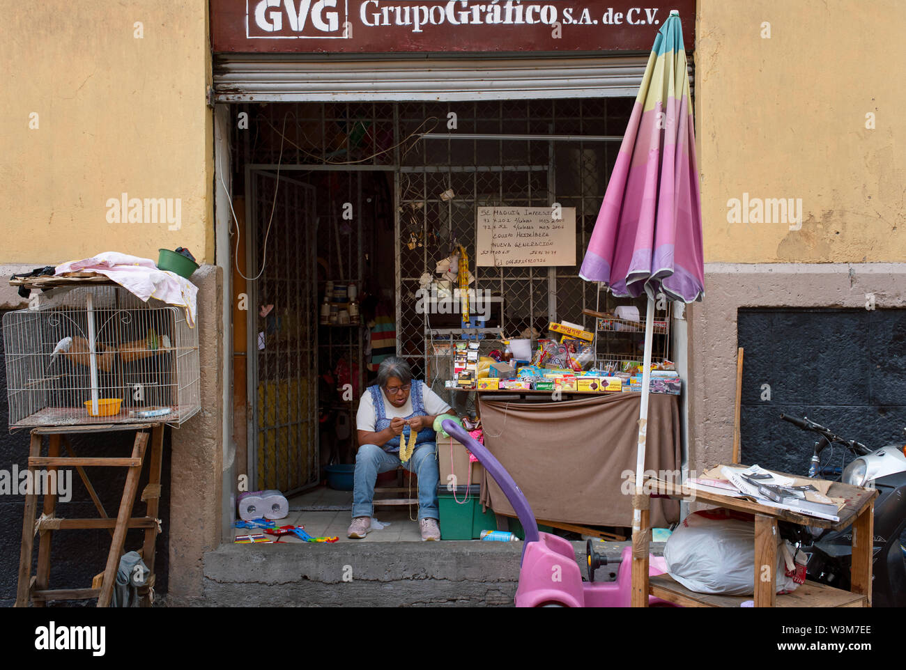 Mexican shop front hi-res stock photography and images - Alamy