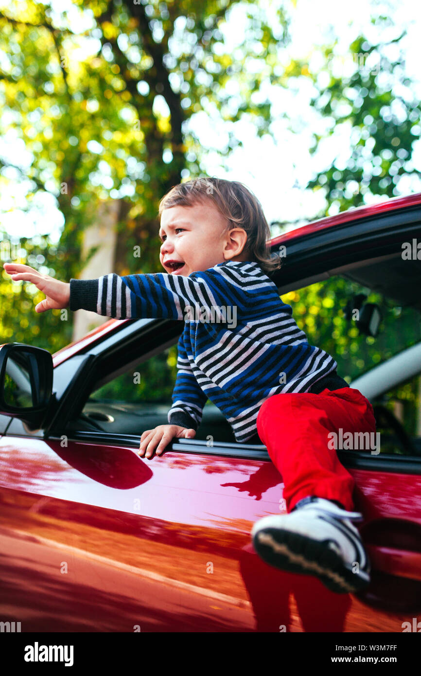 Crying child car hi-res stock photography and images - Alamy