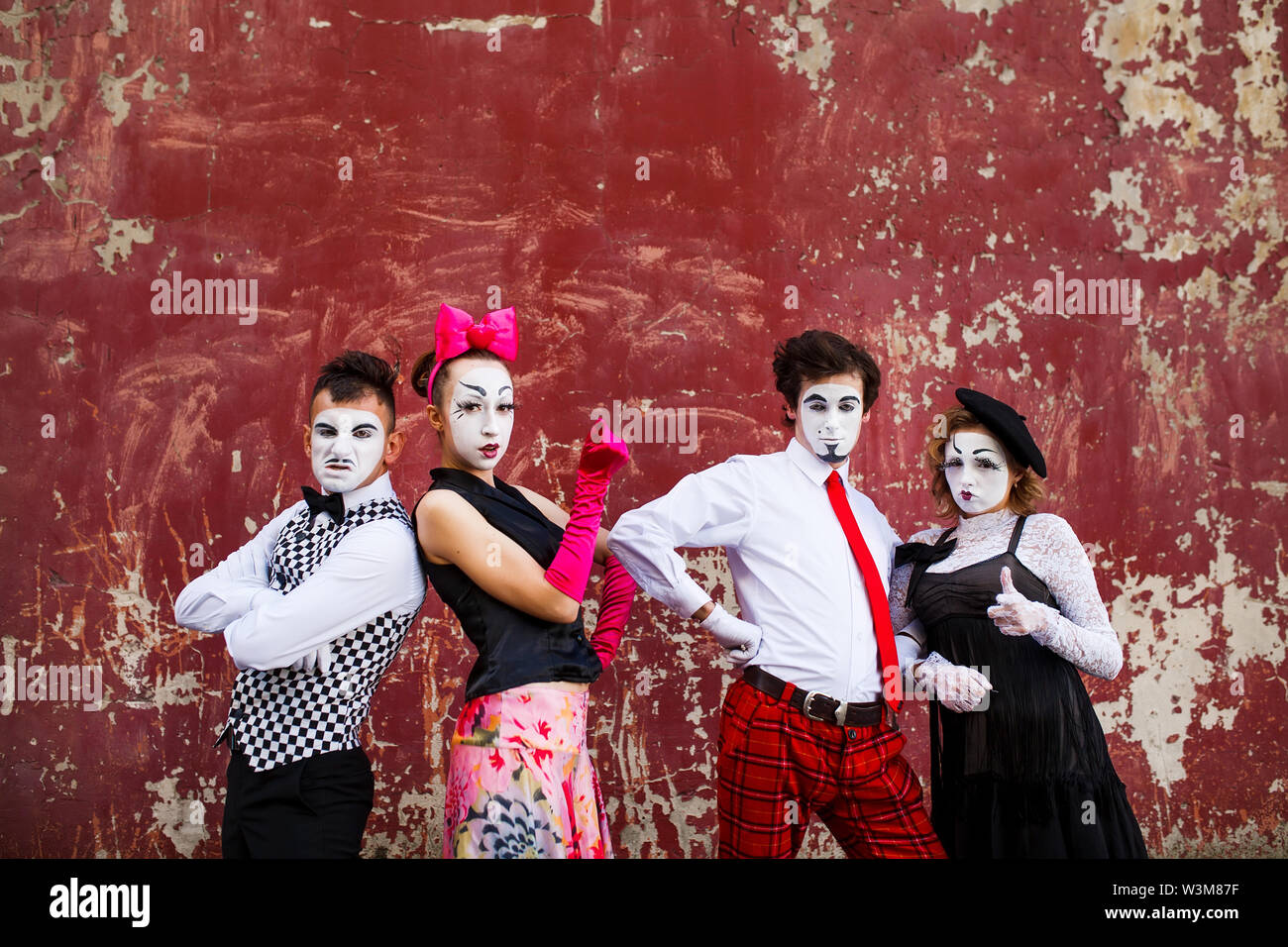 Standing firmly hi-res stock photography and images - Alamy