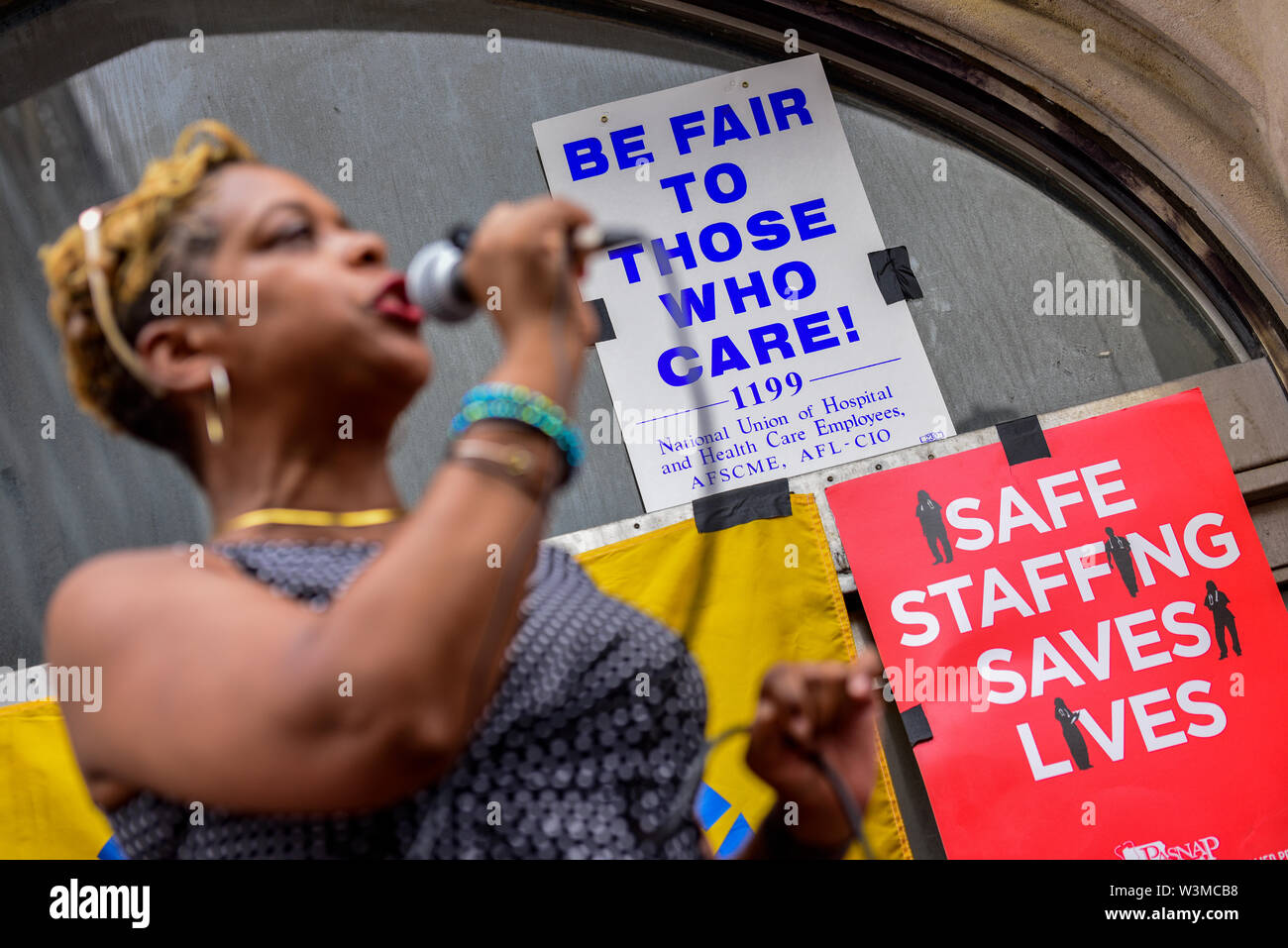 Councilwoman cindy bass hi-res stock photography and images - Alamy