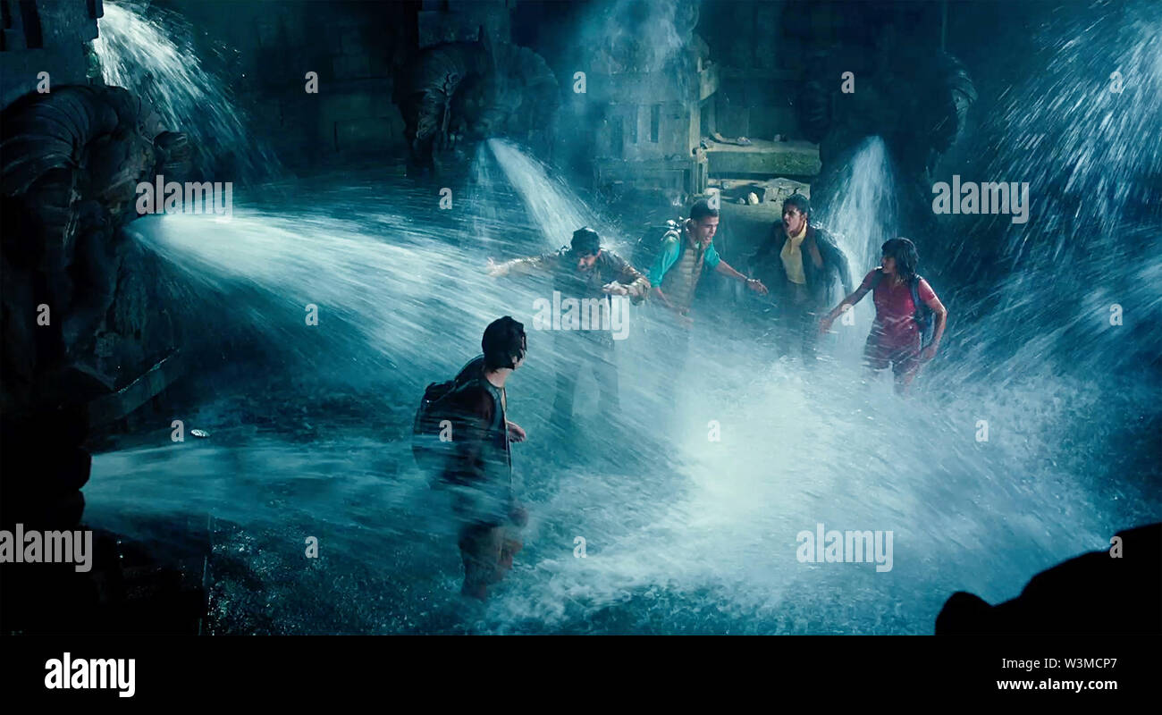 USA. Nicholas Coombe, Isabela Moner, Madeleine Madden, and Jeffrey ...