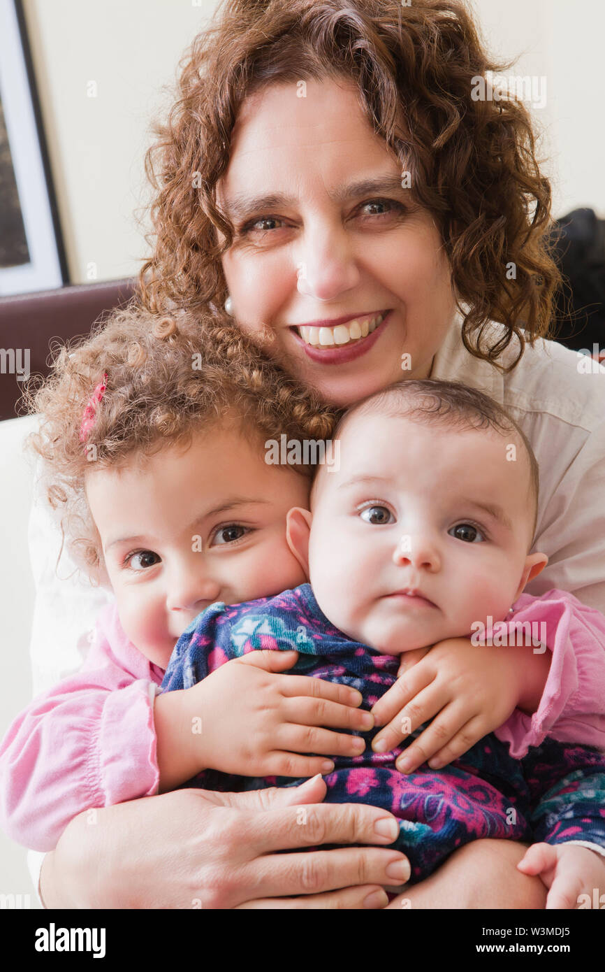 Three girls view hi-res stock photography and images - Alamy