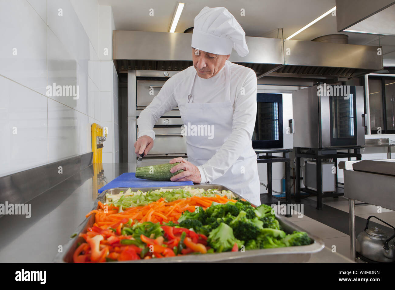 Horizontal slicing hi-res stock photography and images - Alamy