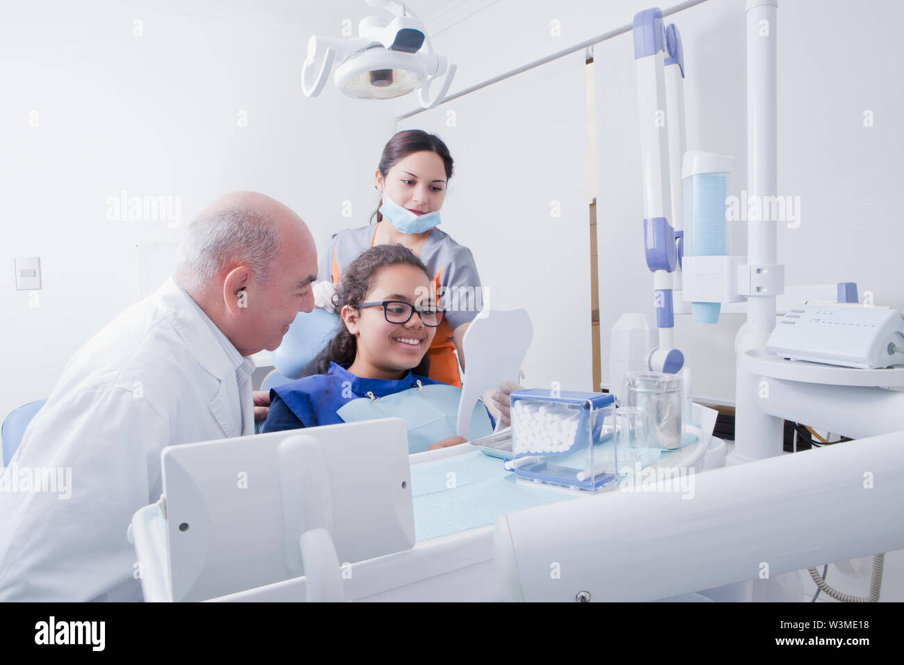 Patient smiling in mirror hi-res stock photography and images - Alamy