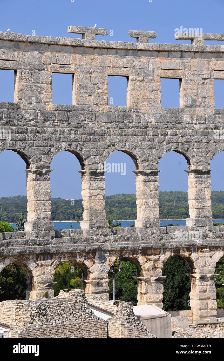 Pula Arena, Roman amphitheatre, Pula, Croatia, Europe Stock Photo - Alamy
