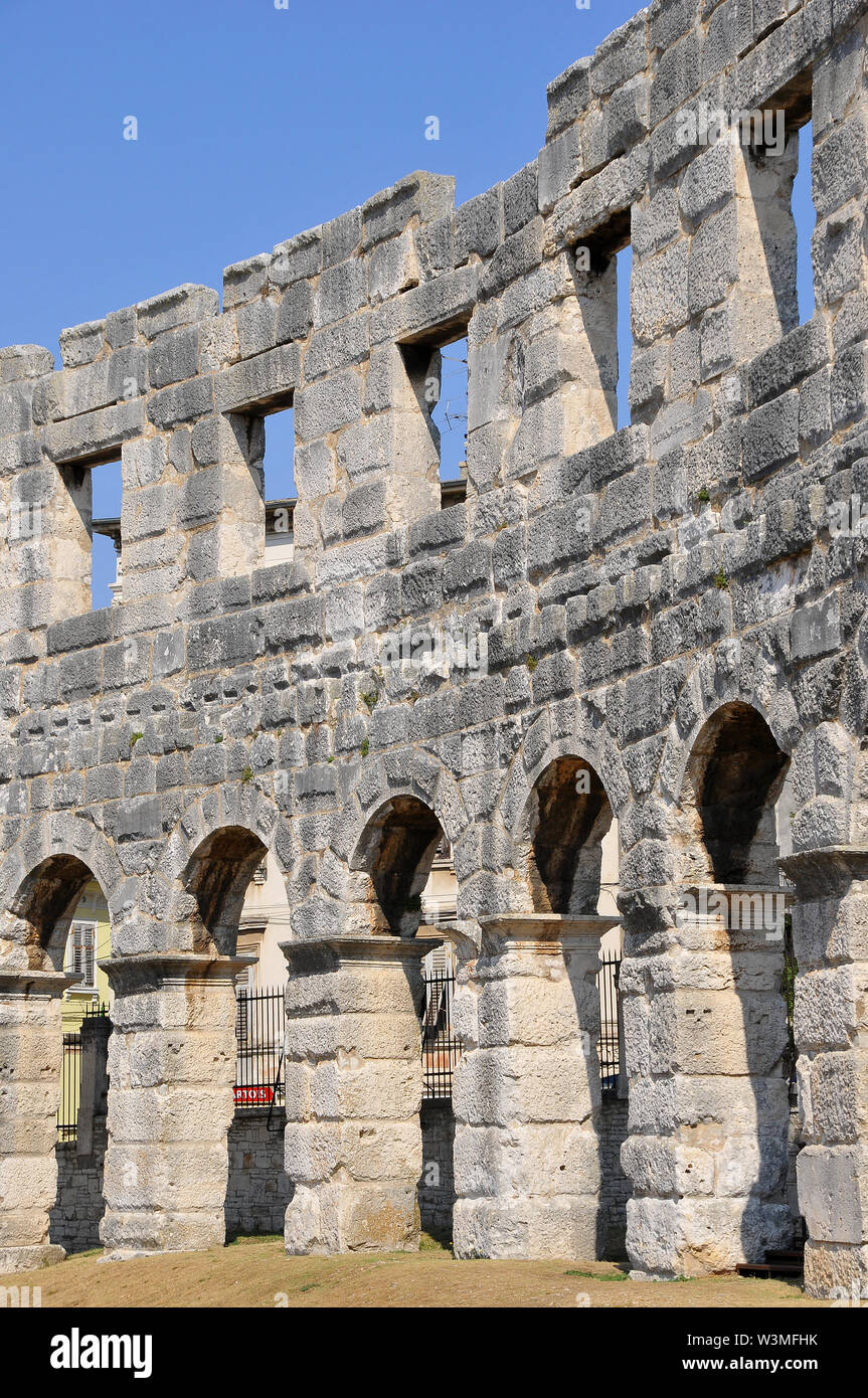 Pula Arena, Roman amphitheatre, Pula, Croatia, Europe Stock Photo - Alamy