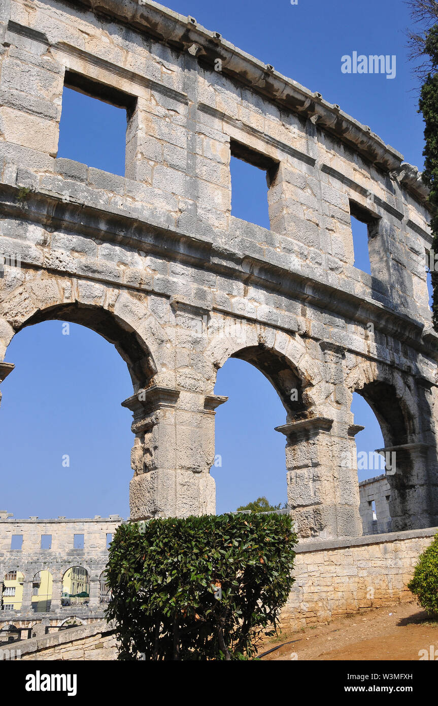 Pula Arena, Roman amphitheatre, Pula, Croatia, Europe Stock Photo - Alamy
