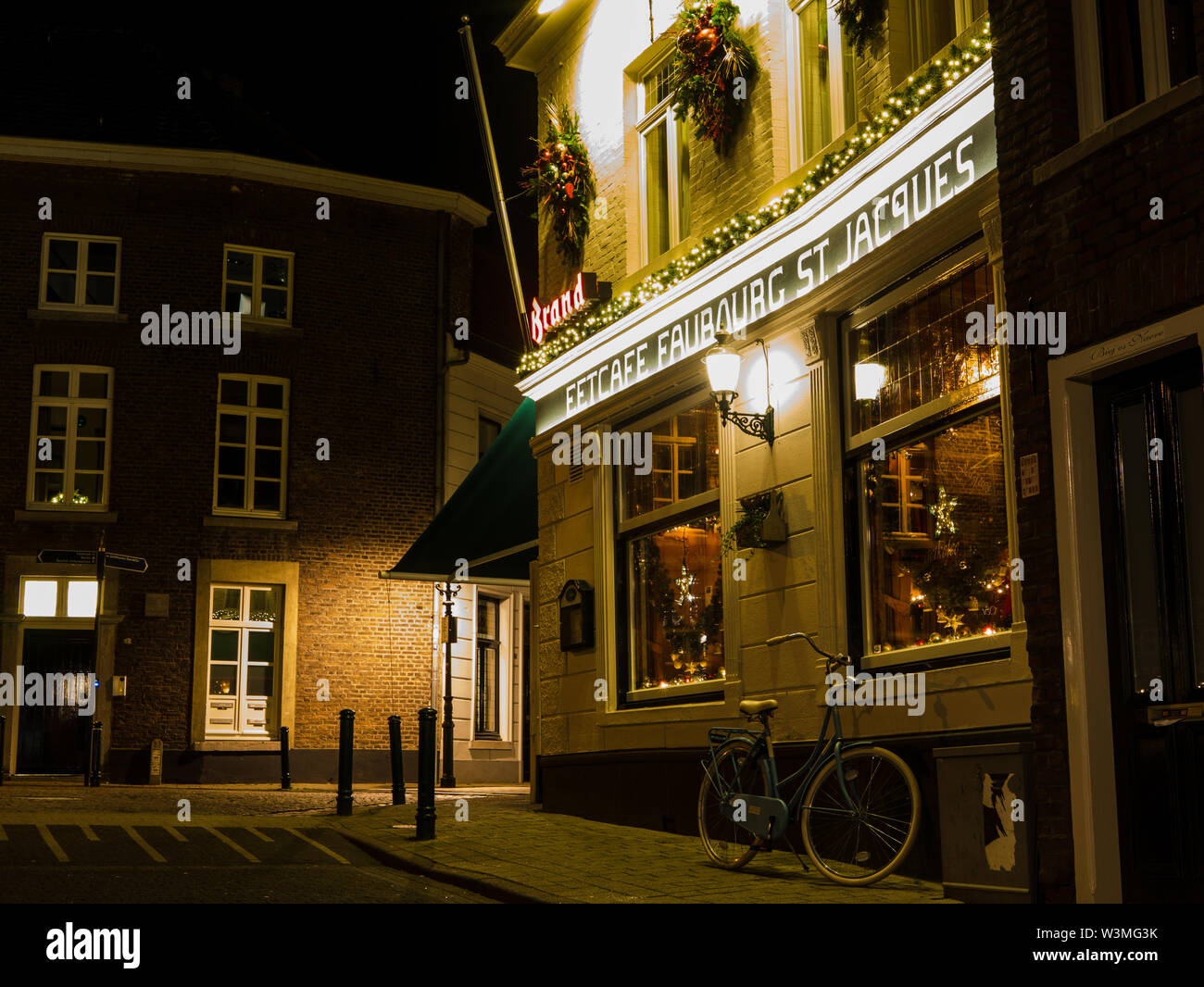 Dutch street with bike at night Stock Photo - Alamy
