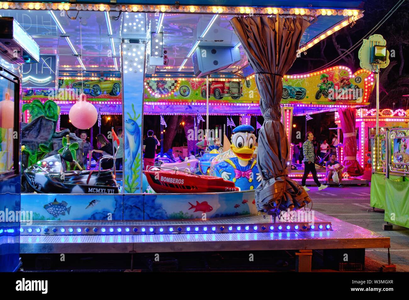 Childrens fairground rides hi-res stock photography and images - Alamy