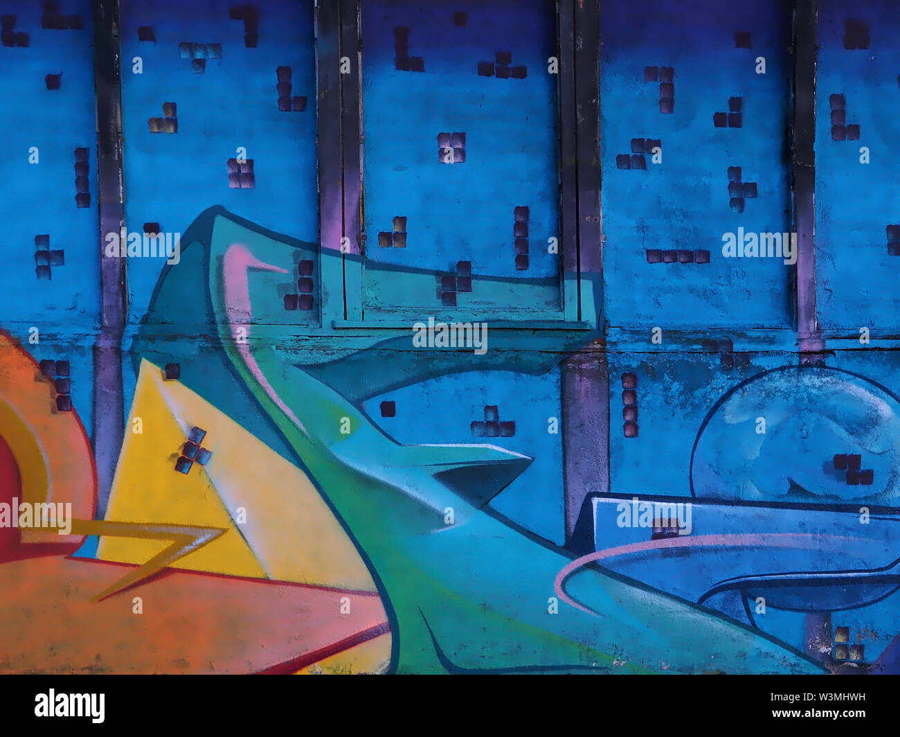 Graffiti at the Tejo riverside in Cascilhas near Lisbon Stock Photo - Alamy