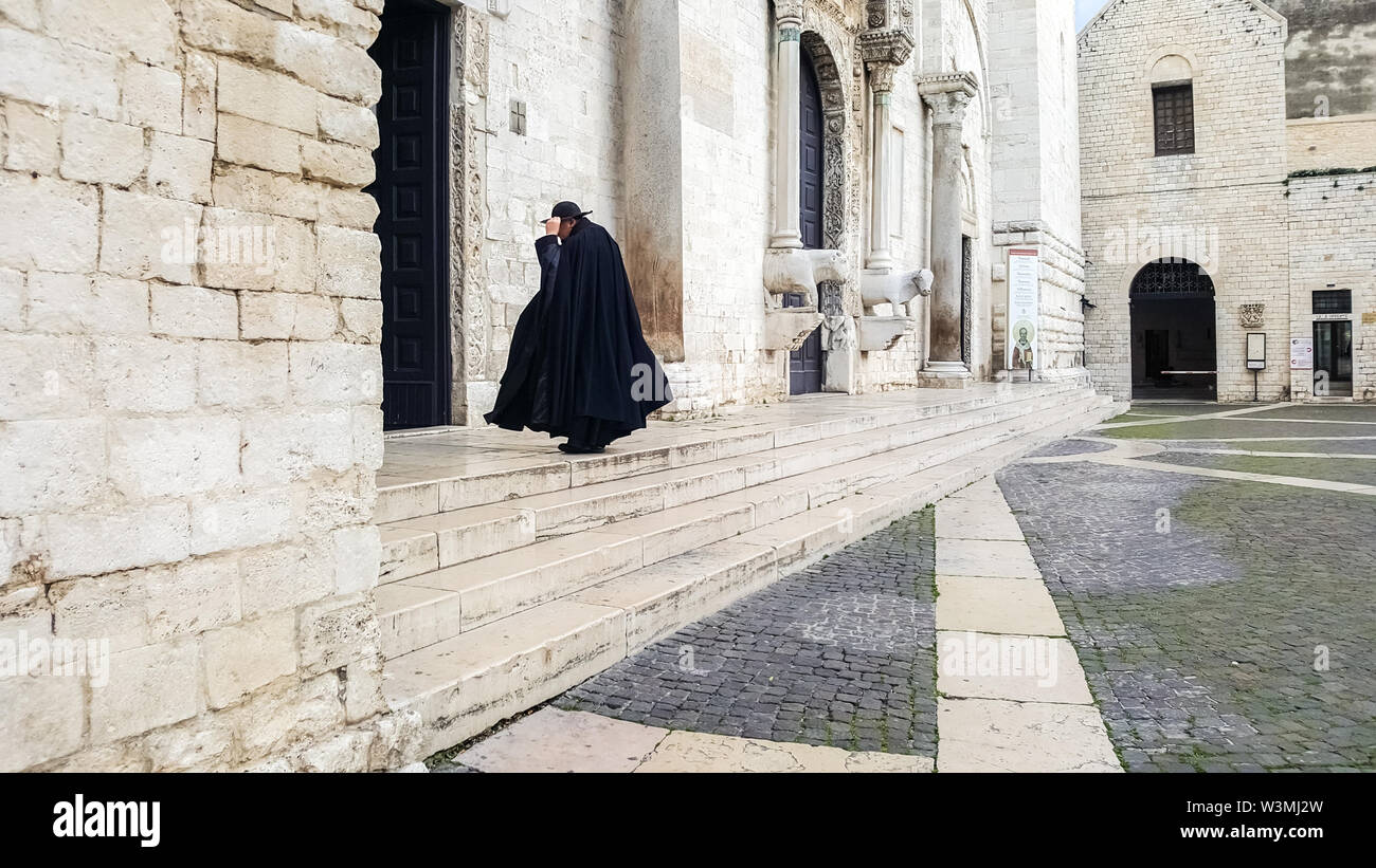 Medieval priest cape hi-res stock photography and images - Alamy