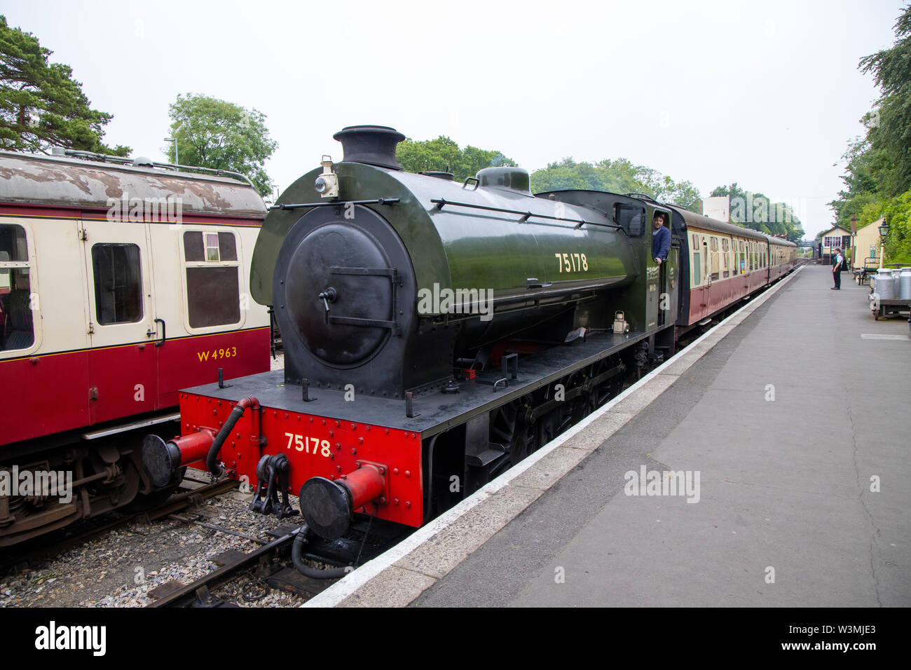 Steam train at Bodmin and Wenford Railway, Cornwall, UK Stock Photo - Alamy