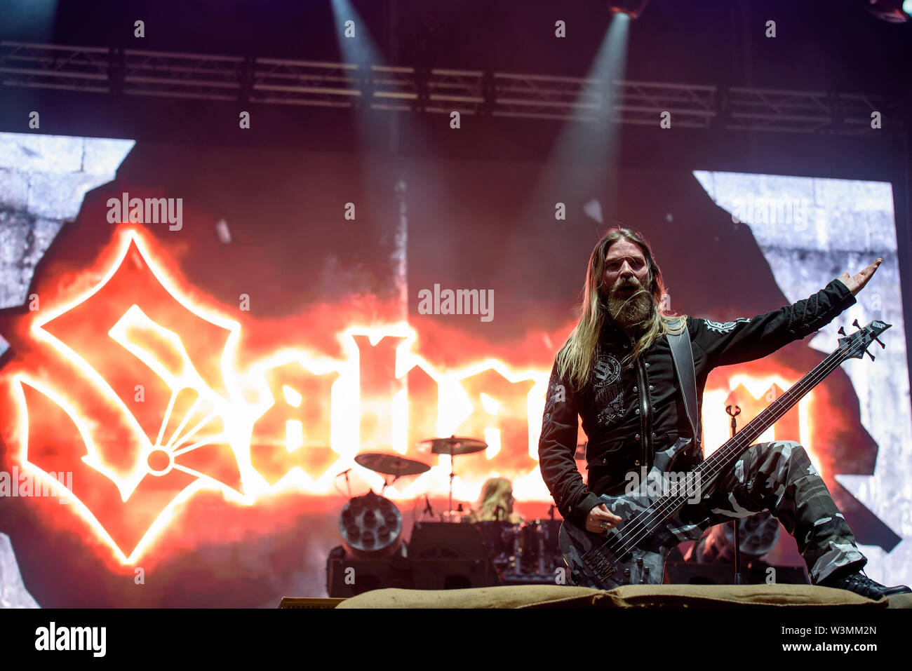 Power metal hi-res stock photography and images - Alamy