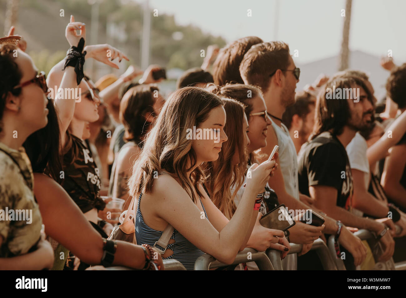 Heavy metal concert audience hi-res stock photography and images - Alamy