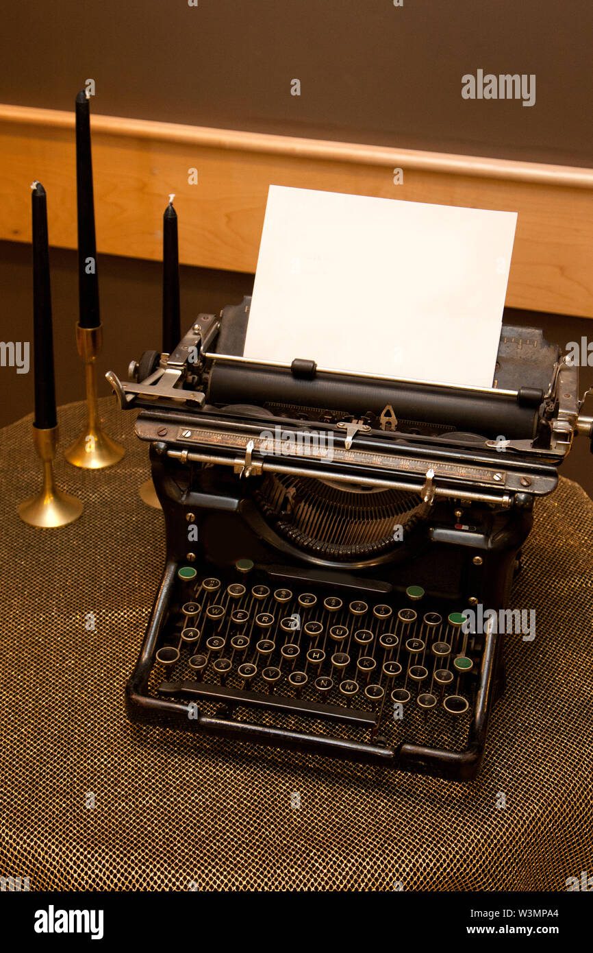 Old adding machine hi-res stock photography and images - Alamy
