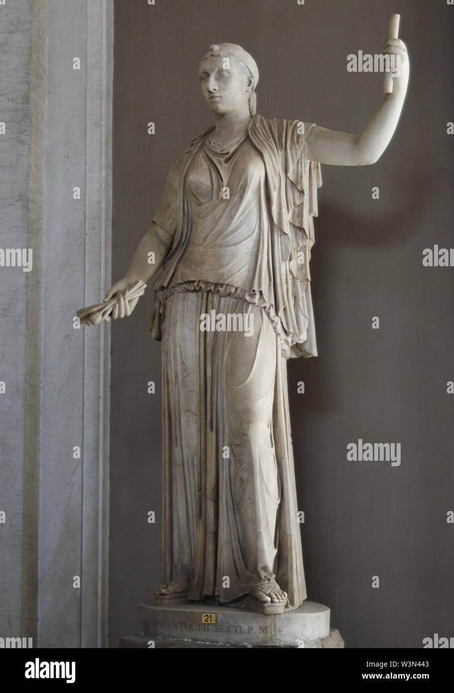 Cleopatra vii marble hi-res stock photography and images - Alamy