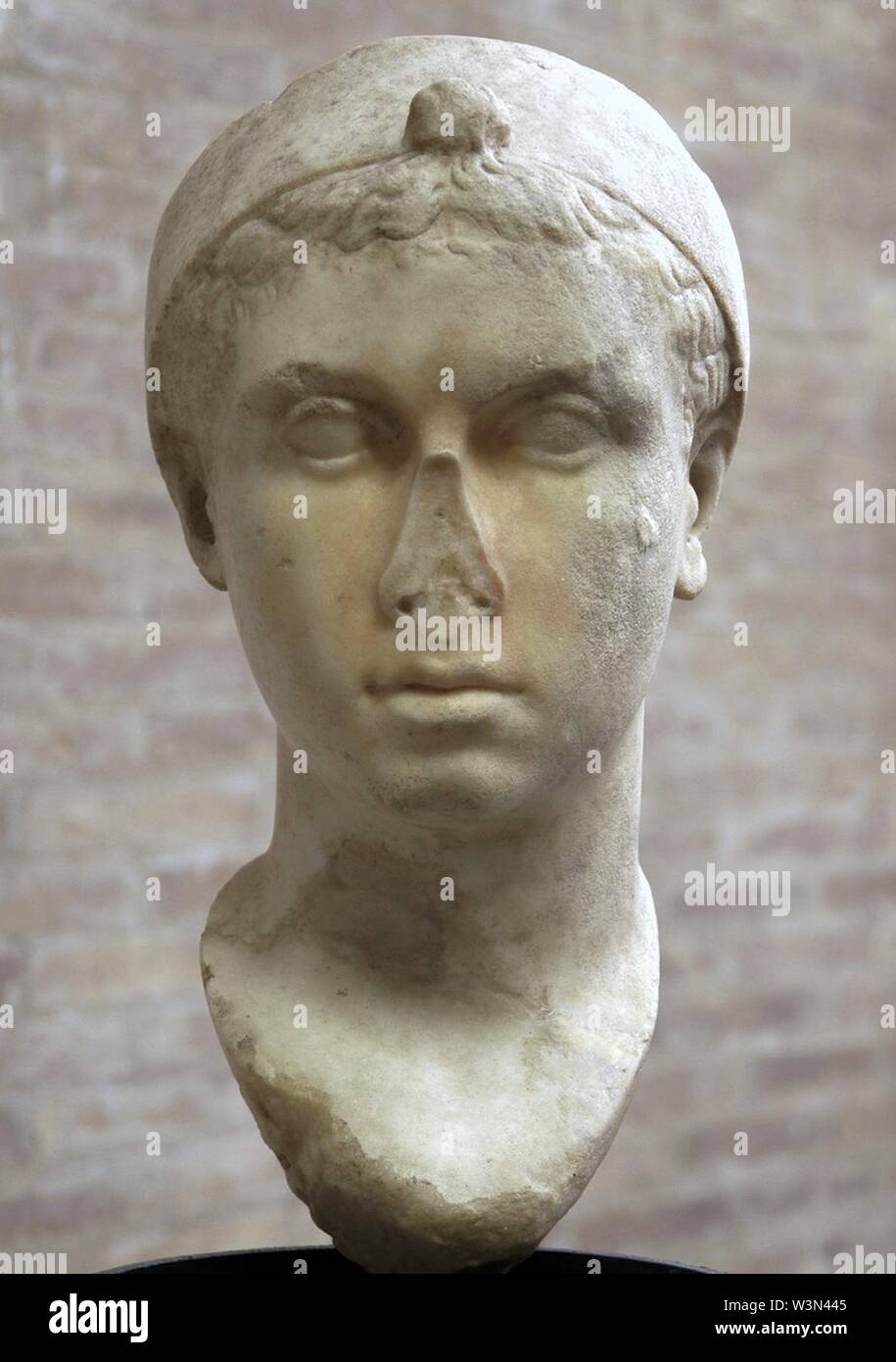 Cleopatra VII, Marble, 40-30 BC Stock Photo - Alamy