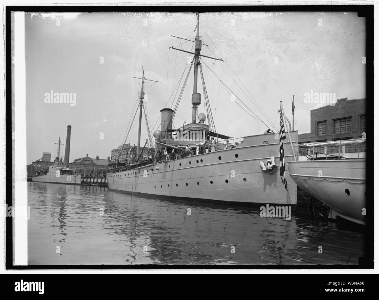 Coast guard cutter Black and White Stock Photos & Images - Alamy