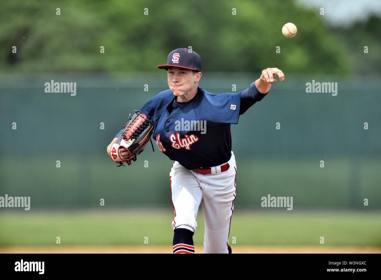 Releasing the ball hi-res stock photography and images - Alamy
