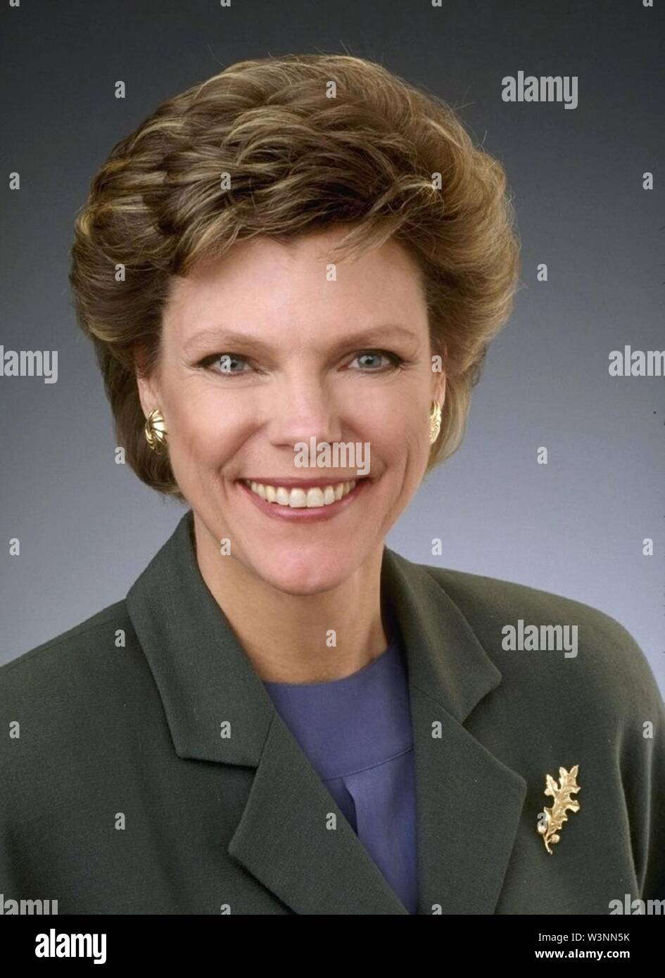 Cokie roberts hi-res stock photography and images - Alamy